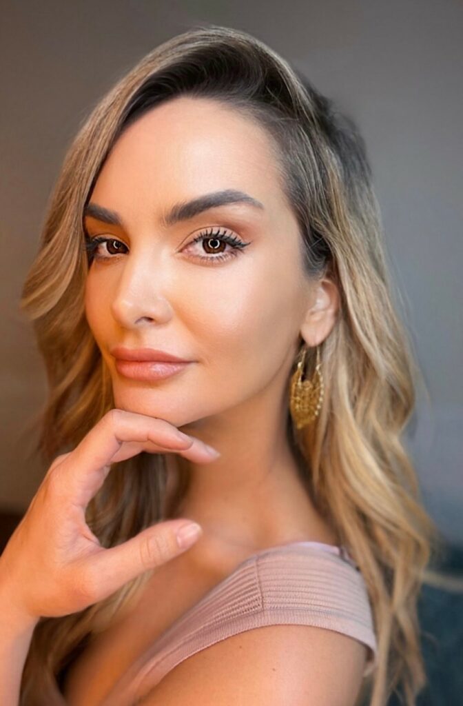 Meet Angela Smeraldi - Bold Journey Magazine