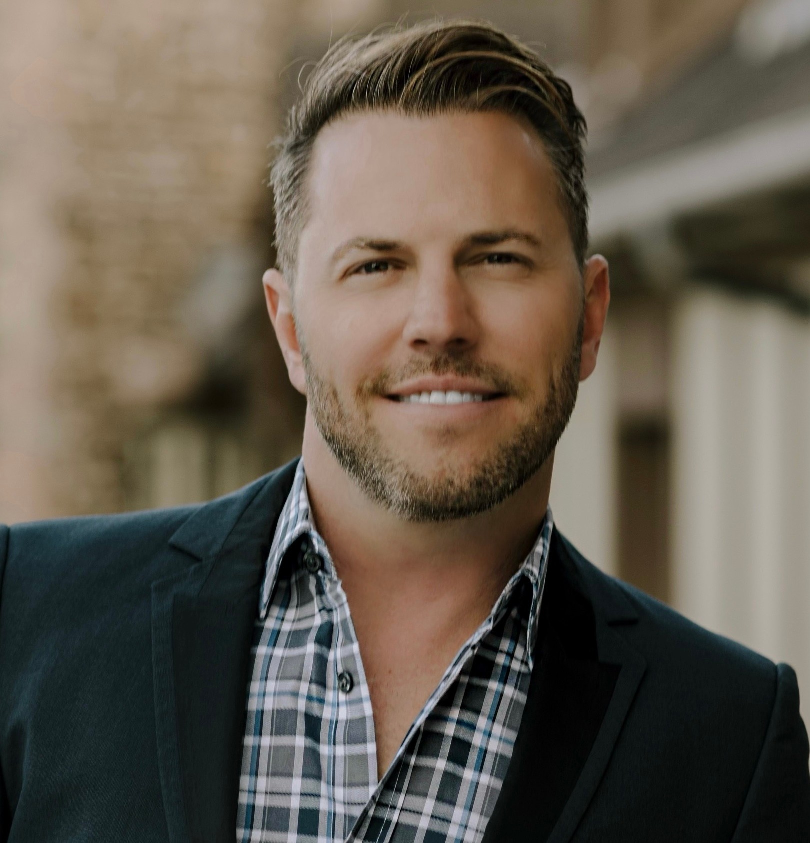 Meet PATRICK SEAN EVERETT - Bold Journey Magazine