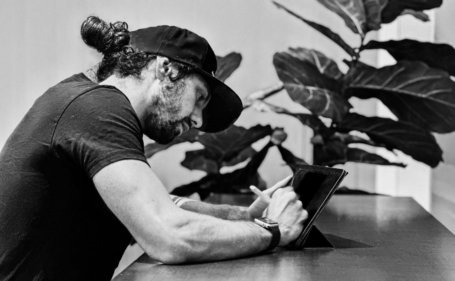 Meet Alex Ferreira Simoes - Bold Journey Magazine