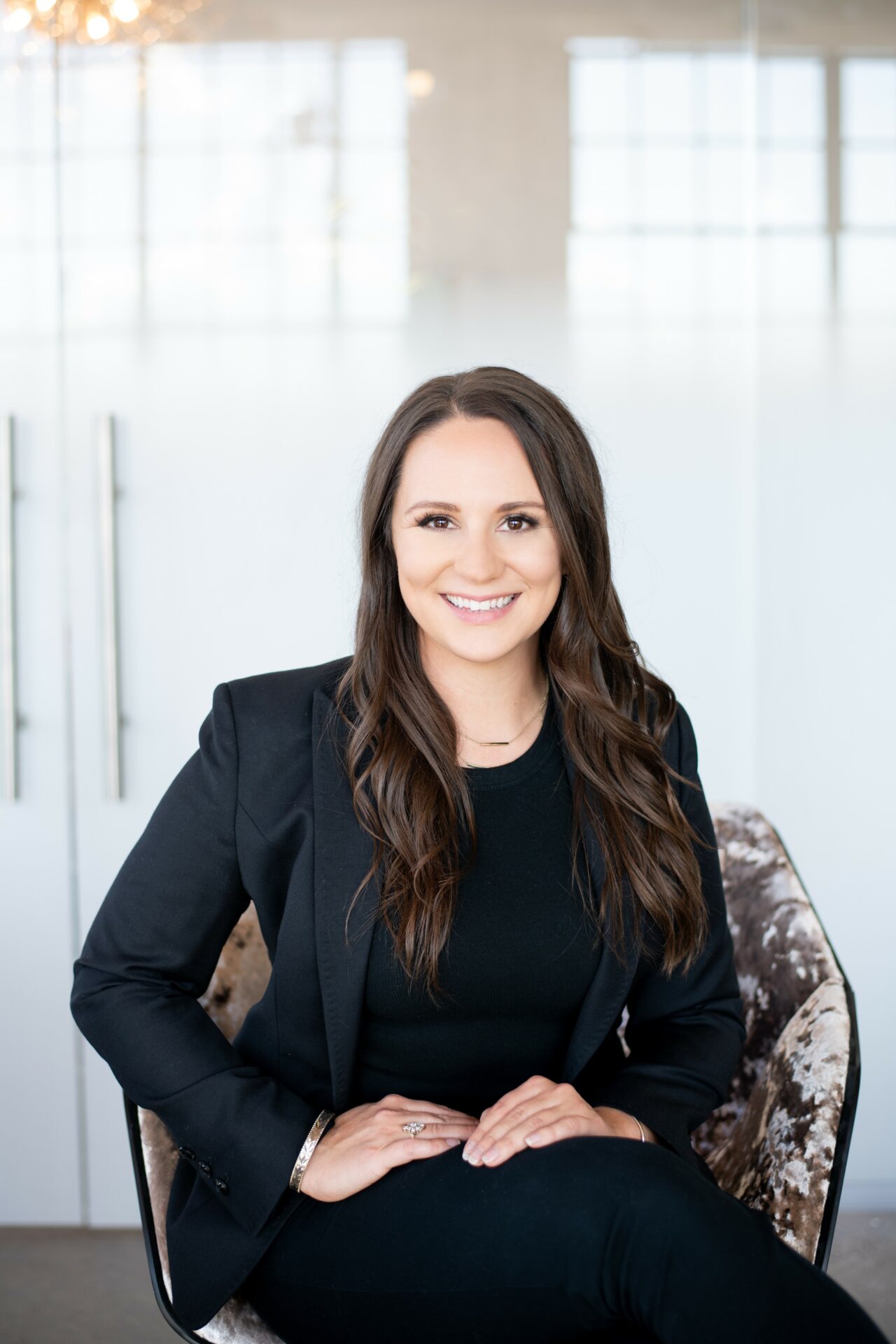 Meet Elizabeth Moore - Bold Journey Magazine