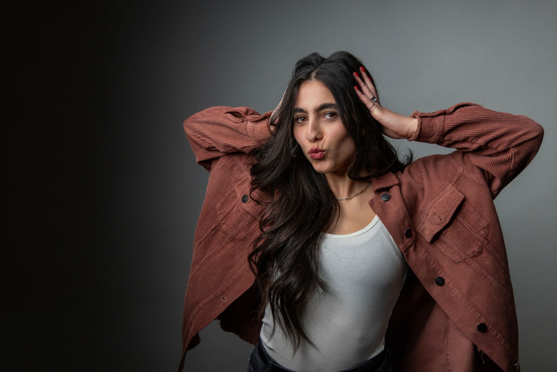 Meet NOA MAZAR - Bold Journey Magazine