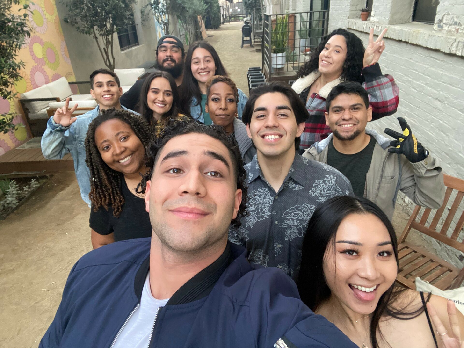 Meet Efrain Flores - Bold Journey Magazine