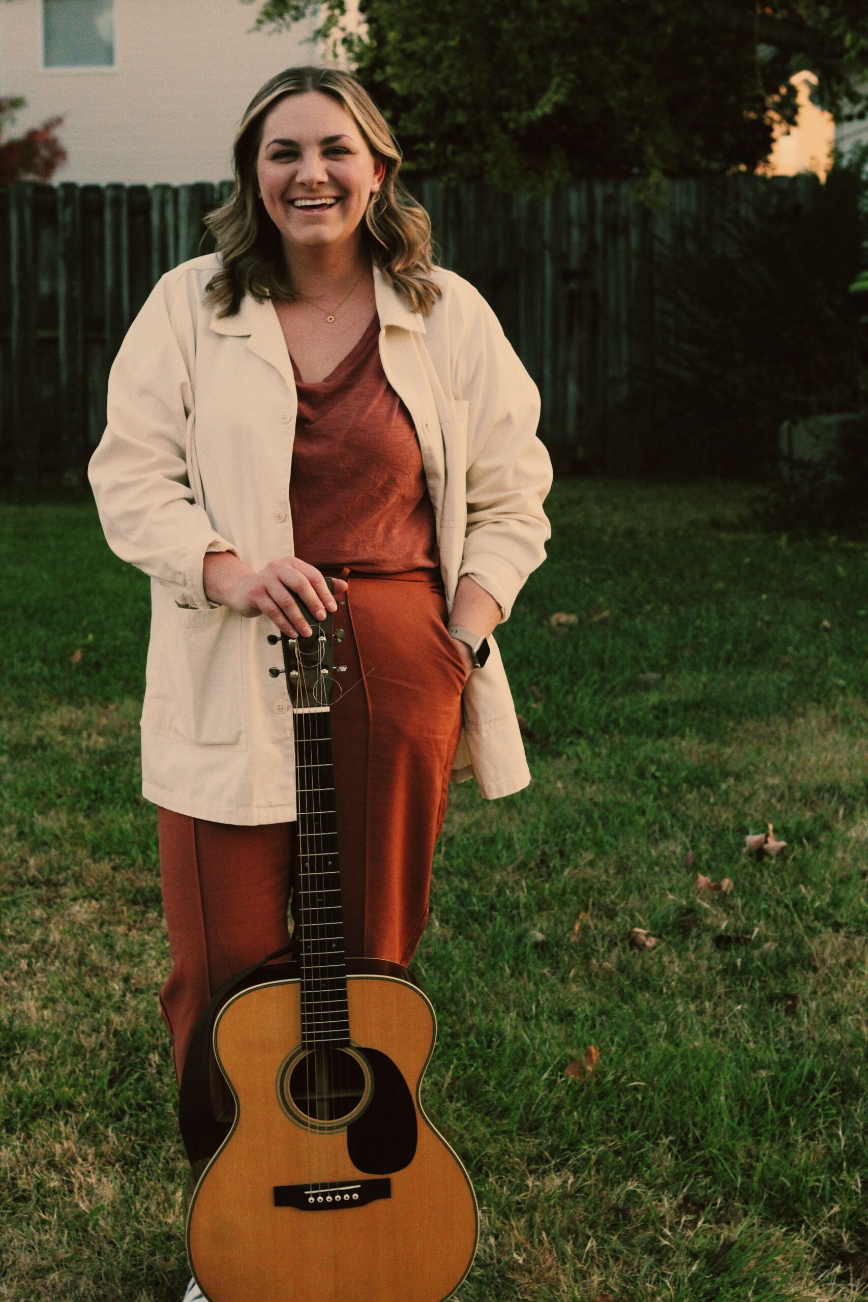 Meet Lydia Simonds - Bold Journey Magazine