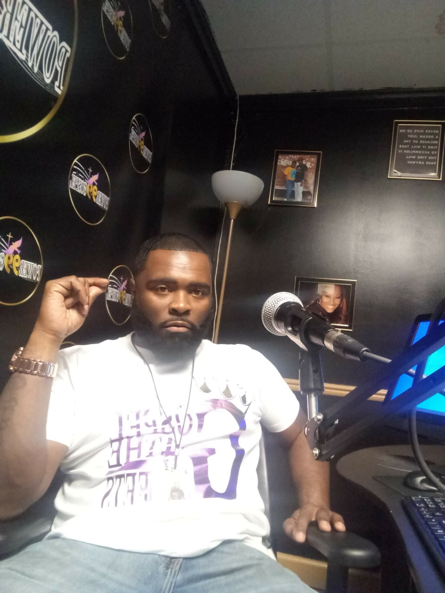 Meet Devan turner - Bold Journey Magazine